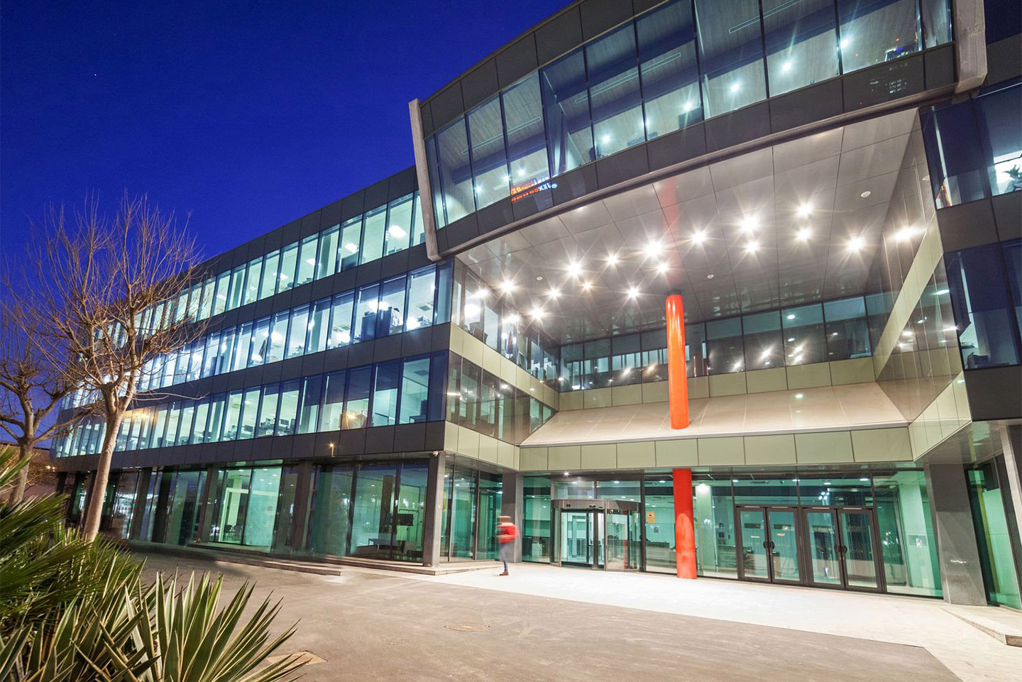 Els Muñoz-Grandes, una nissaga entre la División Azul i el negoci de la ...